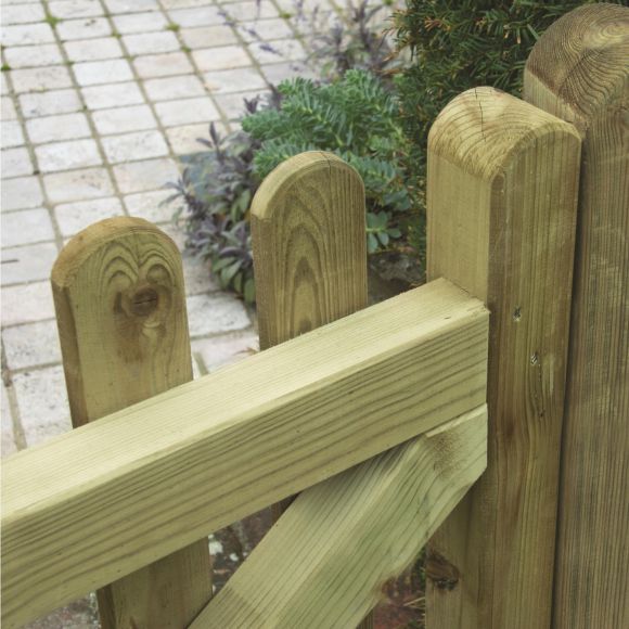Premium Paling Gate | Picket Gates Cheshire | Ringwood Fencing