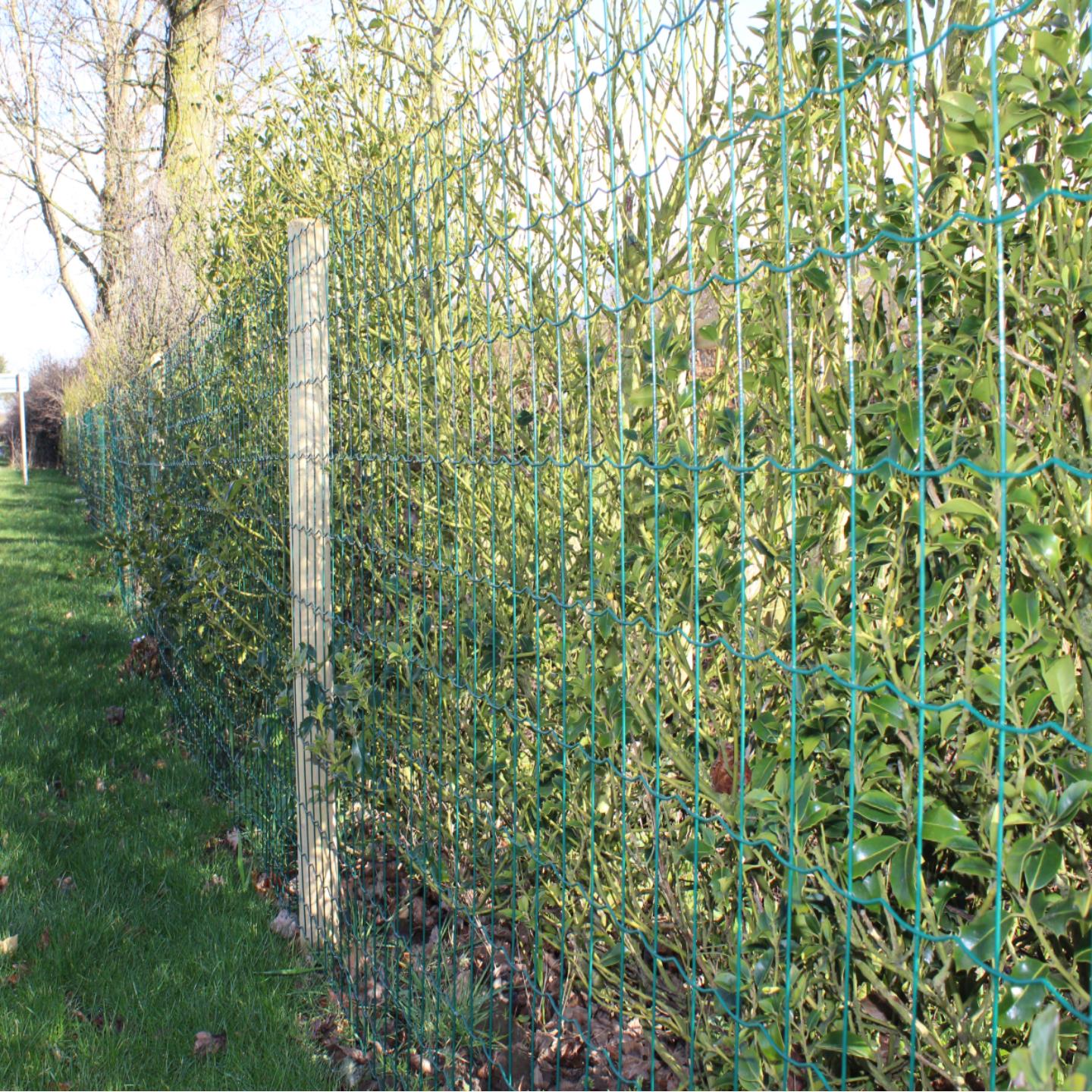Novaplax Green Mesh Netting 25m Roll | Wire Fencing Cheshire
